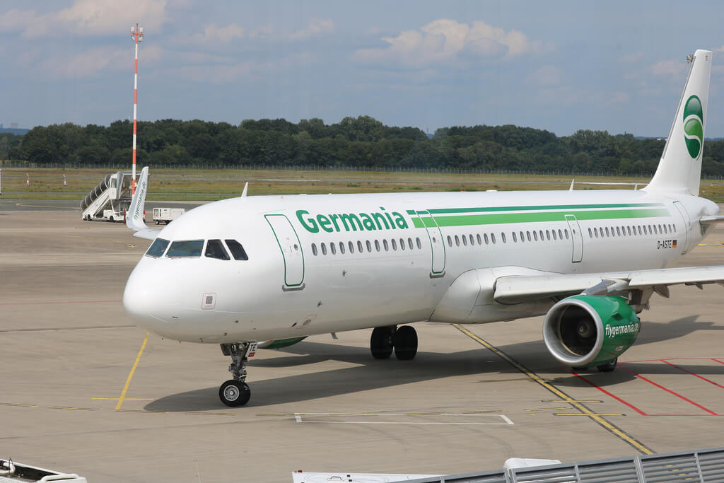 Germania airline collapses