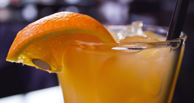 Delta Air Lines to offer free cocktails to economy class passengers