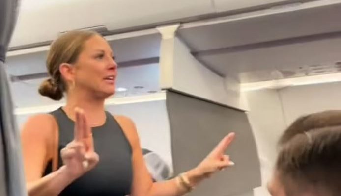 VIDEO: Woman demands to be let off plane in similar scene to Final ...