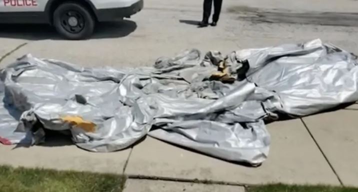 United Airlines emergency evacuation slide falls from plane mid-flight