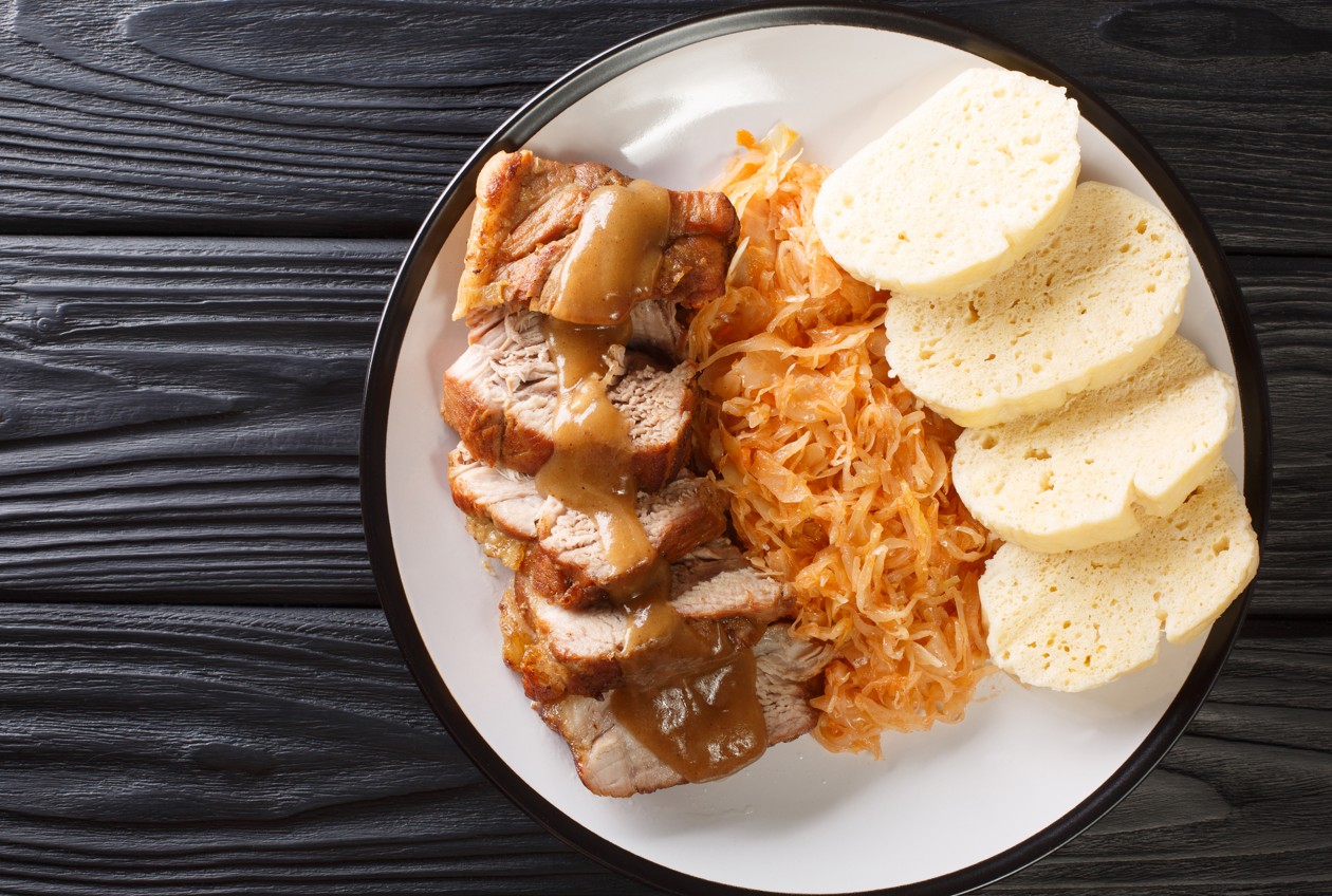 Prague Food Guide – What to Eat, Local Dishes & Dining Tips (2026)
