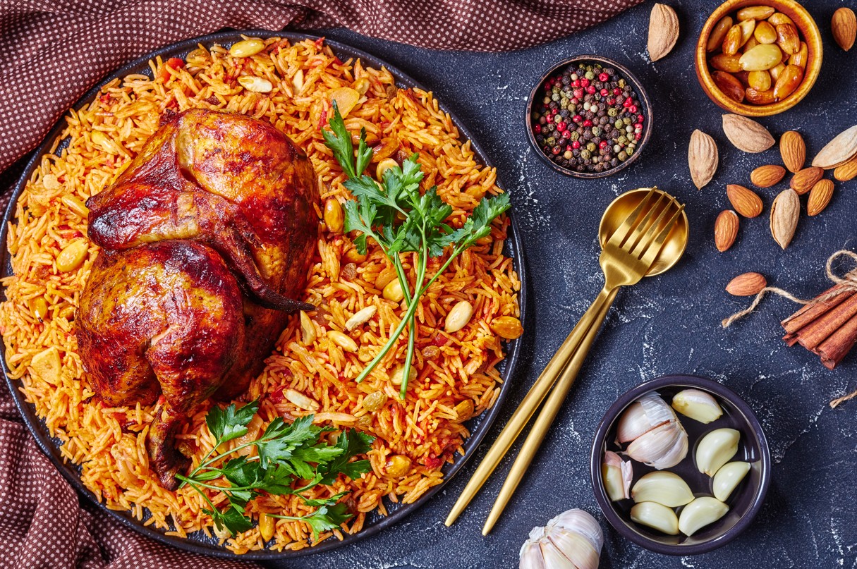 Riyadh Food Guide – What to Eat, Local Dishes & Dining Tips (2026)